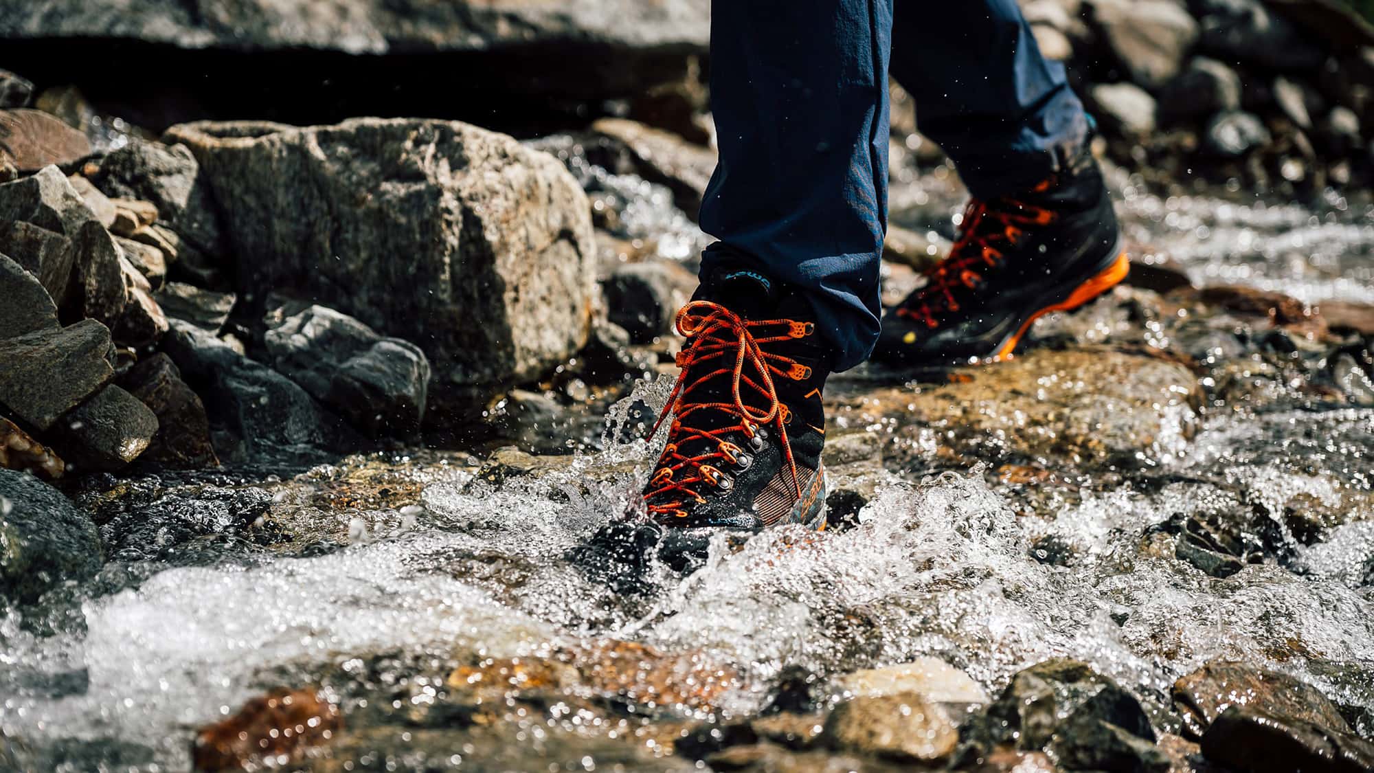Lowa Vajolet Mid GTX: Mit den neuen Alpinstiefel trocken und ...